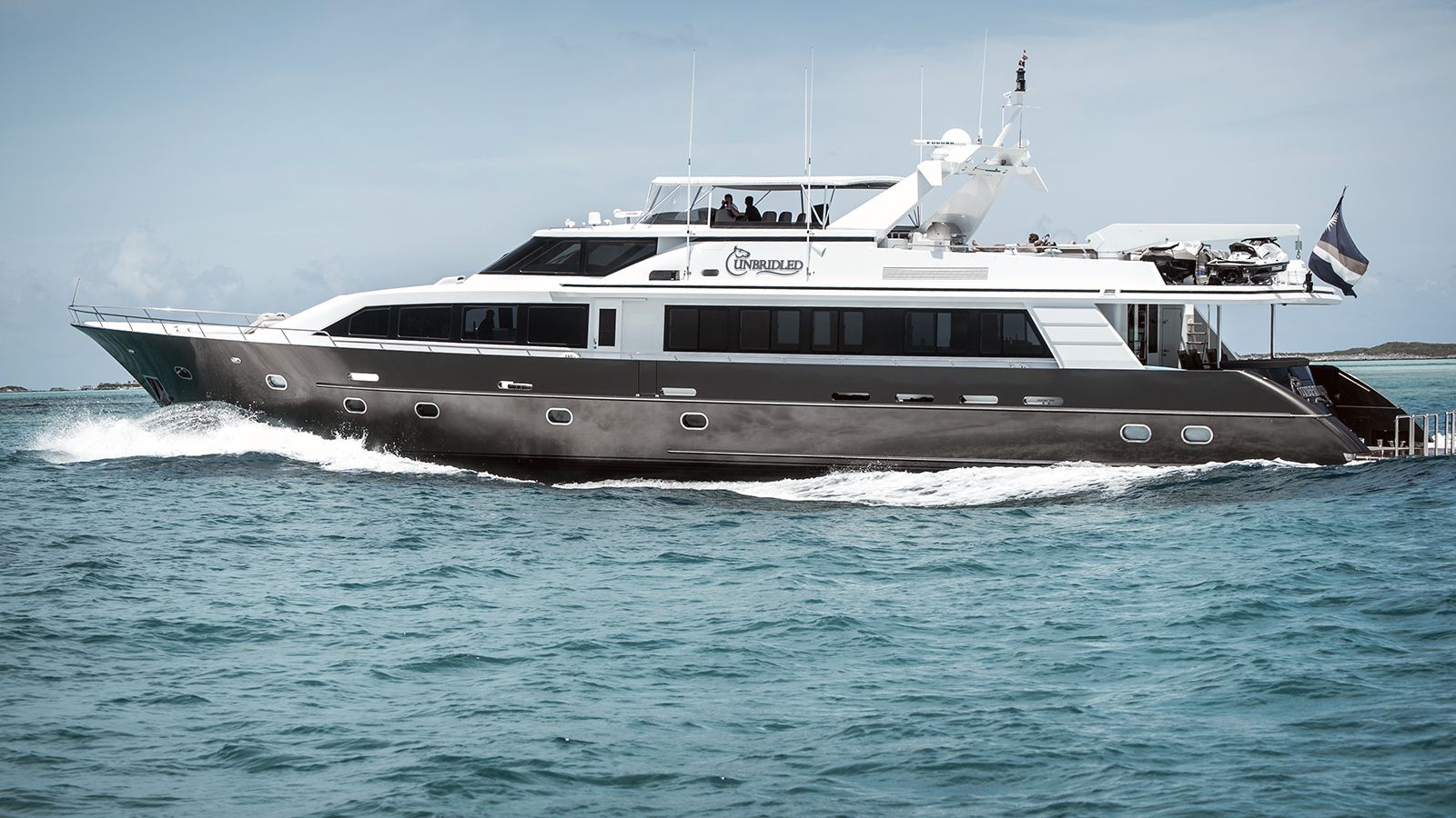 Crescent Custom motor yacht Unbridled sold